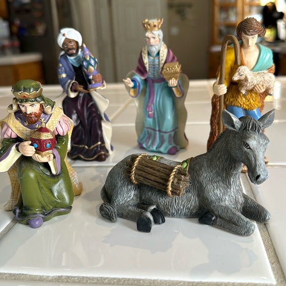 Thomas Kinkade | Holiday | Thomas Kinkades 3 Kings Melchior Casper Balthazar Sitting Donkey ...